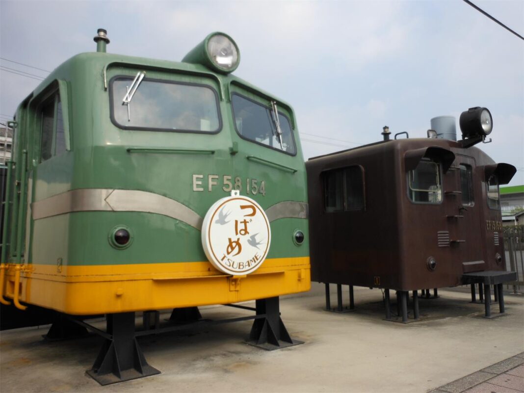 鉄道風景(31) 電気機関車「EF58」 - 東瀛仙人掌